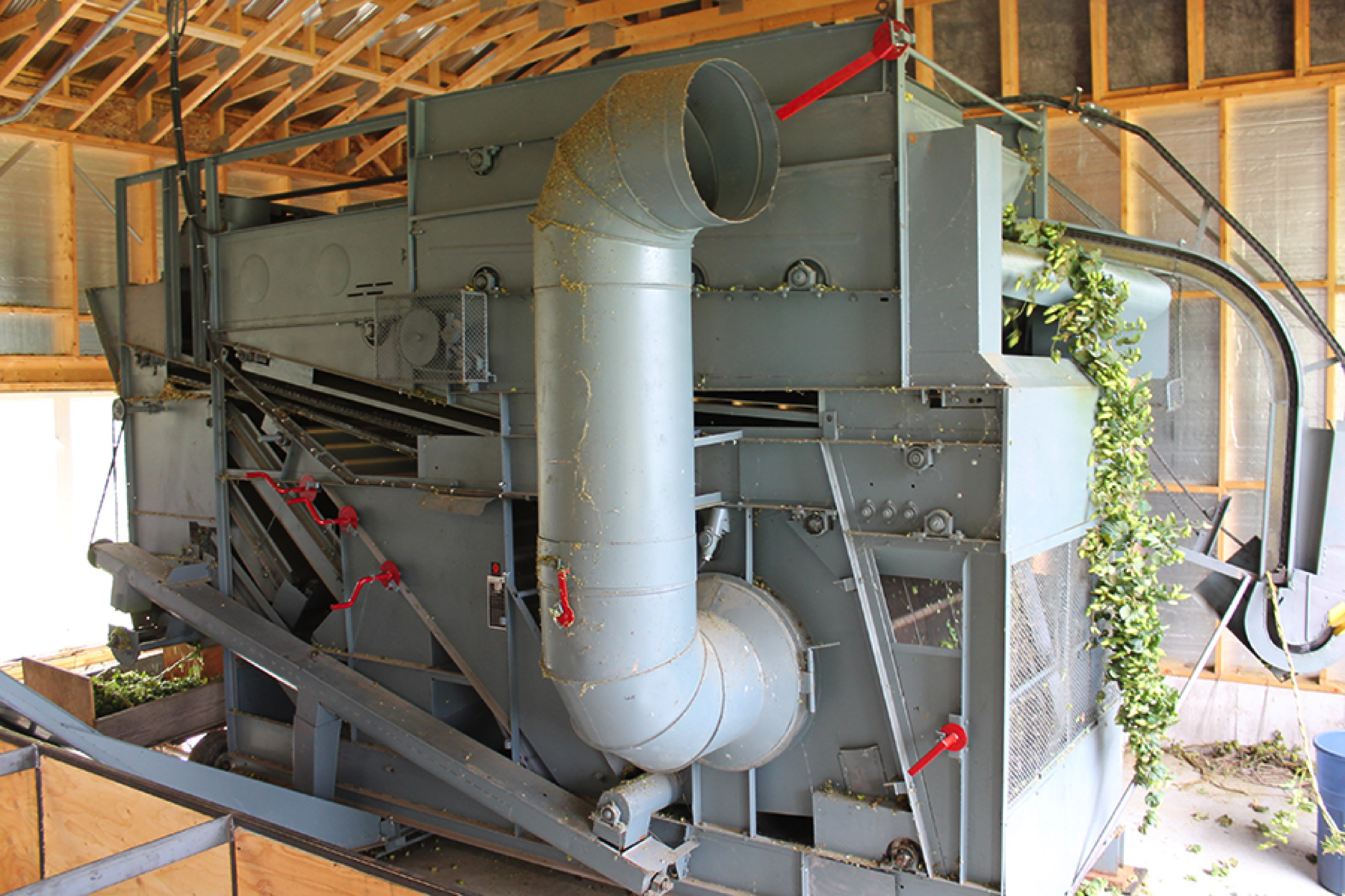 Retrofitting hops harvester may provide solution for Ontario growers ...